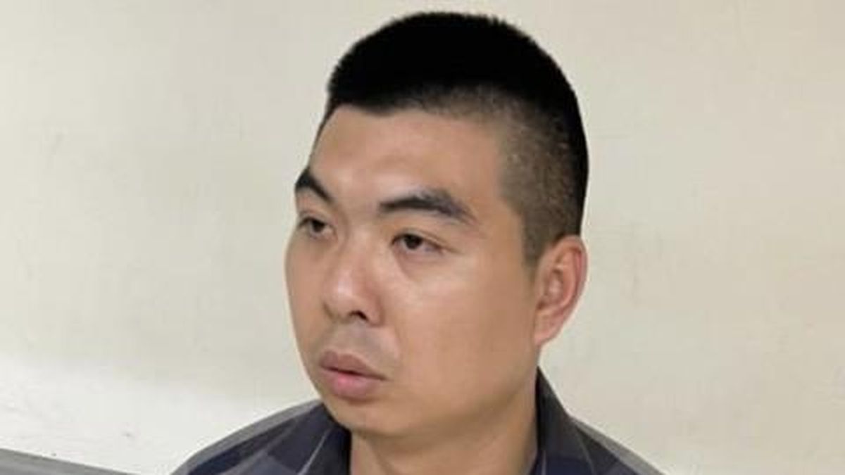 Bắt khẩn cấp gã lười biếng chuyên mang dao đi cướp tài sản phụ nữ ...