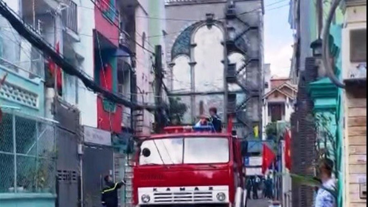 TP Hồ Chí Minh: Cháy nhà Mùng 2 Tết, khiến 2 xe máy bị cháy - Báo Kinh ...