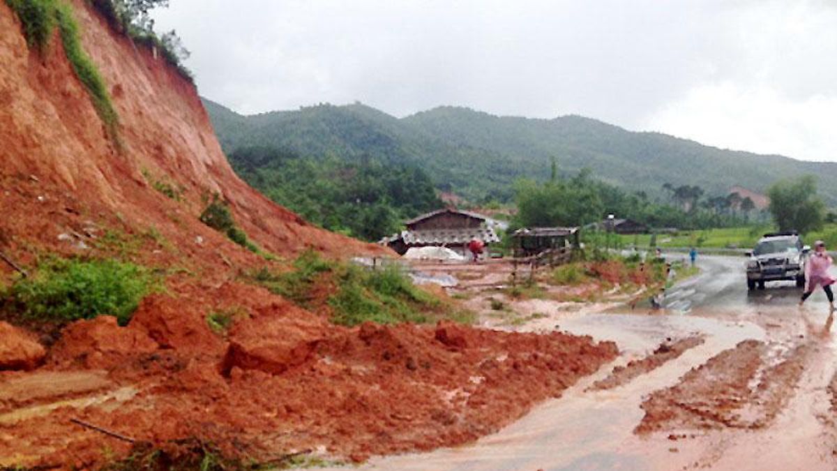 Chủ động ứng phó với mưa lũ và sạt lở đất - Báo Tuyên Quang