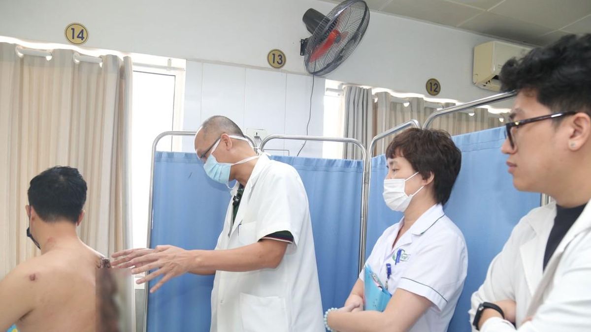Người đàn ông 39 tuổi 'gánh' khối u to hơn cơ thể - Báo Pháp Luật Việt Nam