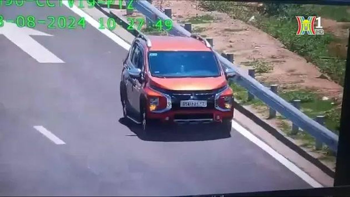 Ô tô quay đầu đi ngược chiều trên cao tốc - Đài Phát thanh và truyền ...