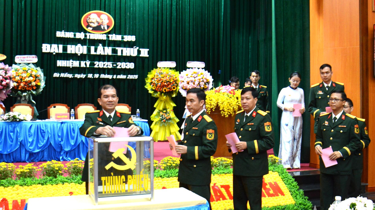 Đảng bộ Trung tâm 386 tổ chức Đại hội nhiệm kỳ 2025-2030 - Báo Quân Đội ...