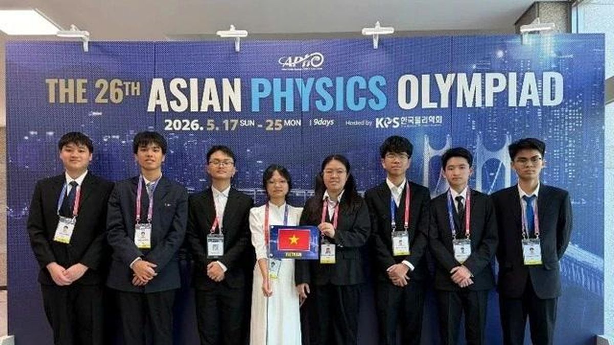 5 học sinh lớp 11 giành huy chương Olympic vật lý châu Á APhO 2026 ...