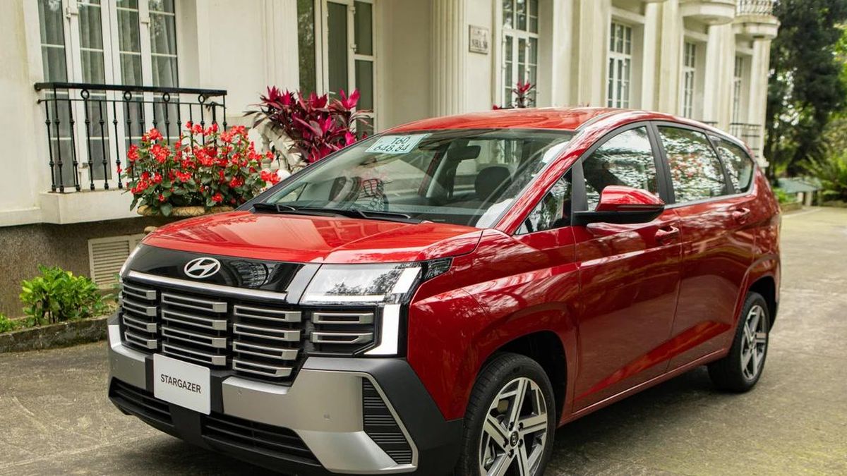 Hyundai làm mới Stargazer 2026 - Báo Tiền Phong