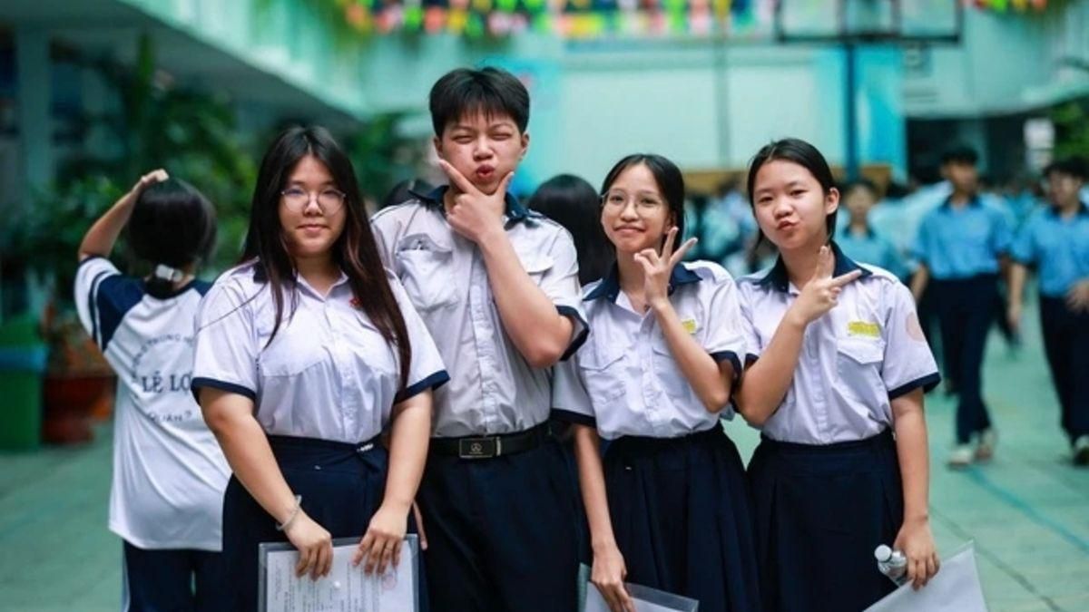 Tuyển sinh lớp 10 năm 2026 tại TP.HCM: Ghi nhận số lượng thí sinh kỷ ...