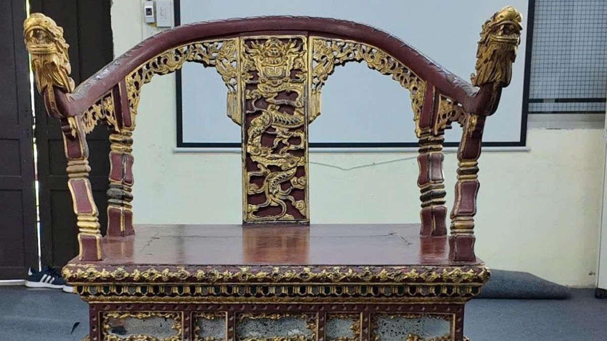 Phục chế Bảo vật quốc gia 'Ngai vua triều Nguyễn' - Tạp chí Du lịch TP.HCM