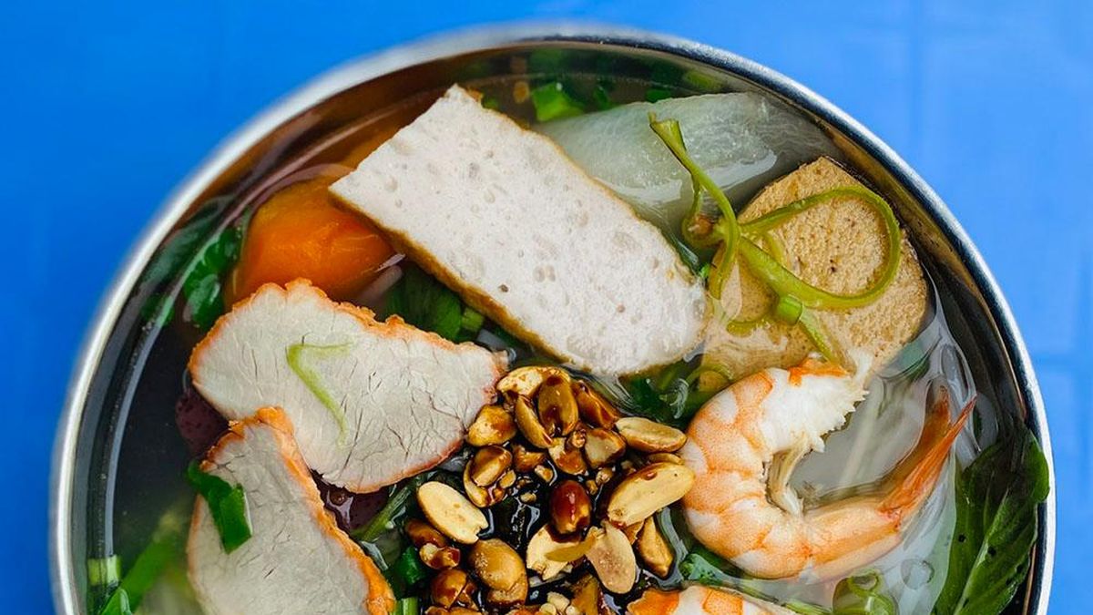 Bún suông Cà Mau: Biến tấu từ gỏi cuốn dân dã - Báo Cà Mau
