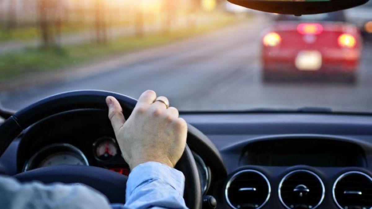 Vì sao mùa hè trời nóng khiến ô tô trở nên nguy hiểm? - Báo Pháp Luật ...