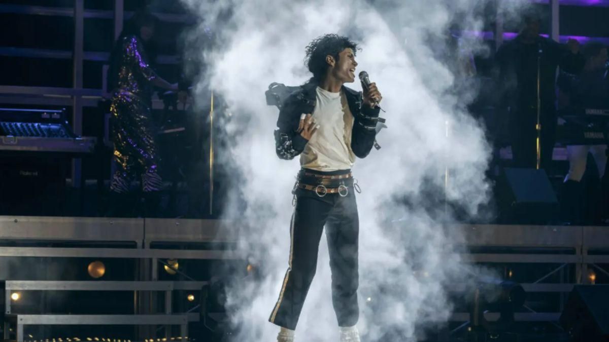 Michael trở thành phim tiểu sử âm nhạc có doanh thu cao nhất mọi thời ...