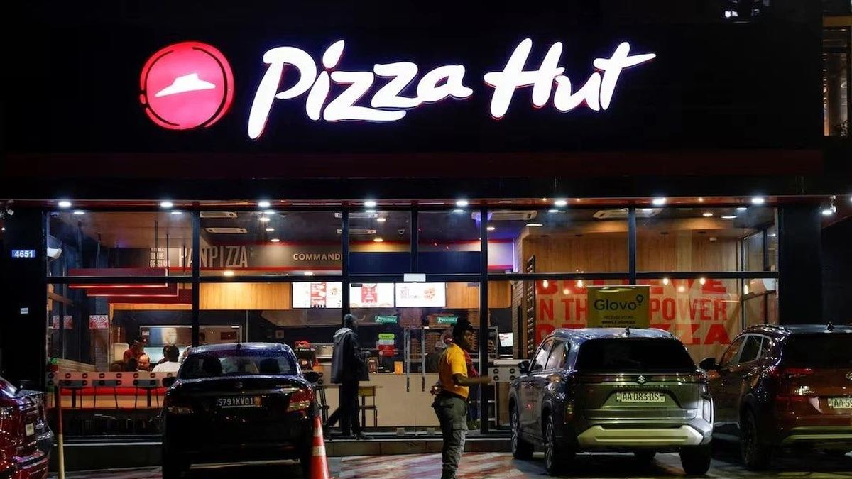 Công ty mẹ bết bát, bán chuỗi Pizza Hut giá 2,7 tỷ USD - Báo Tiền Phong