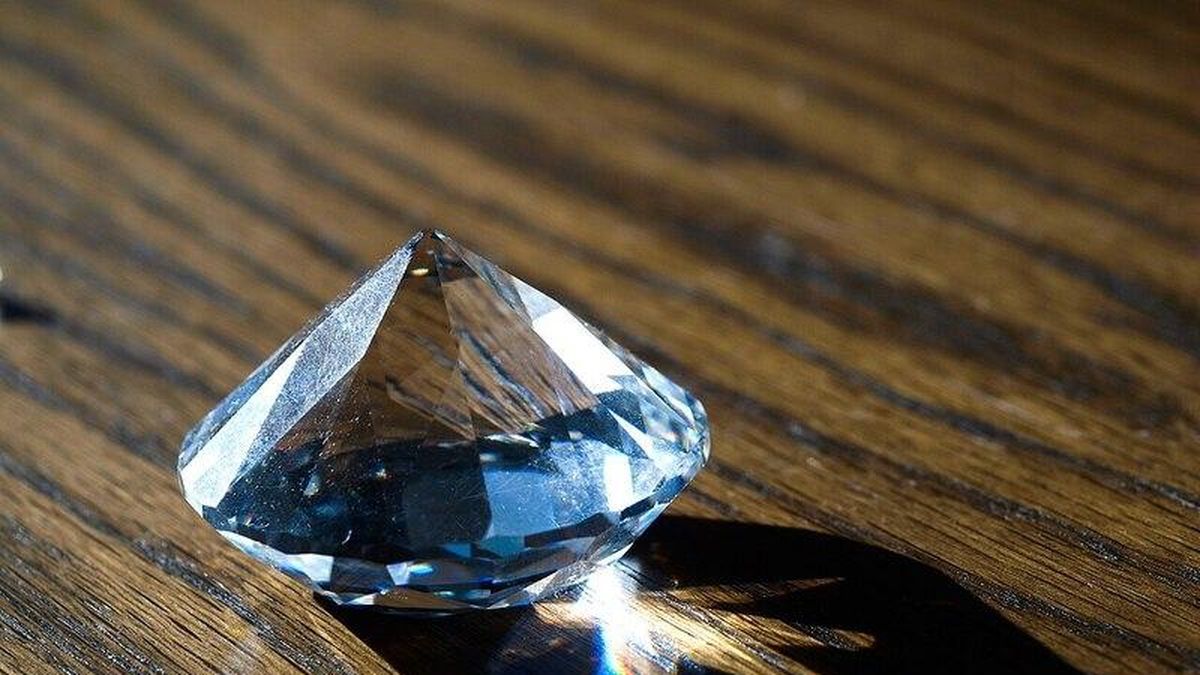 Câu hỏi xung quanh thị trường kim cương thế giới và Việt Nam - Bài 4 ...