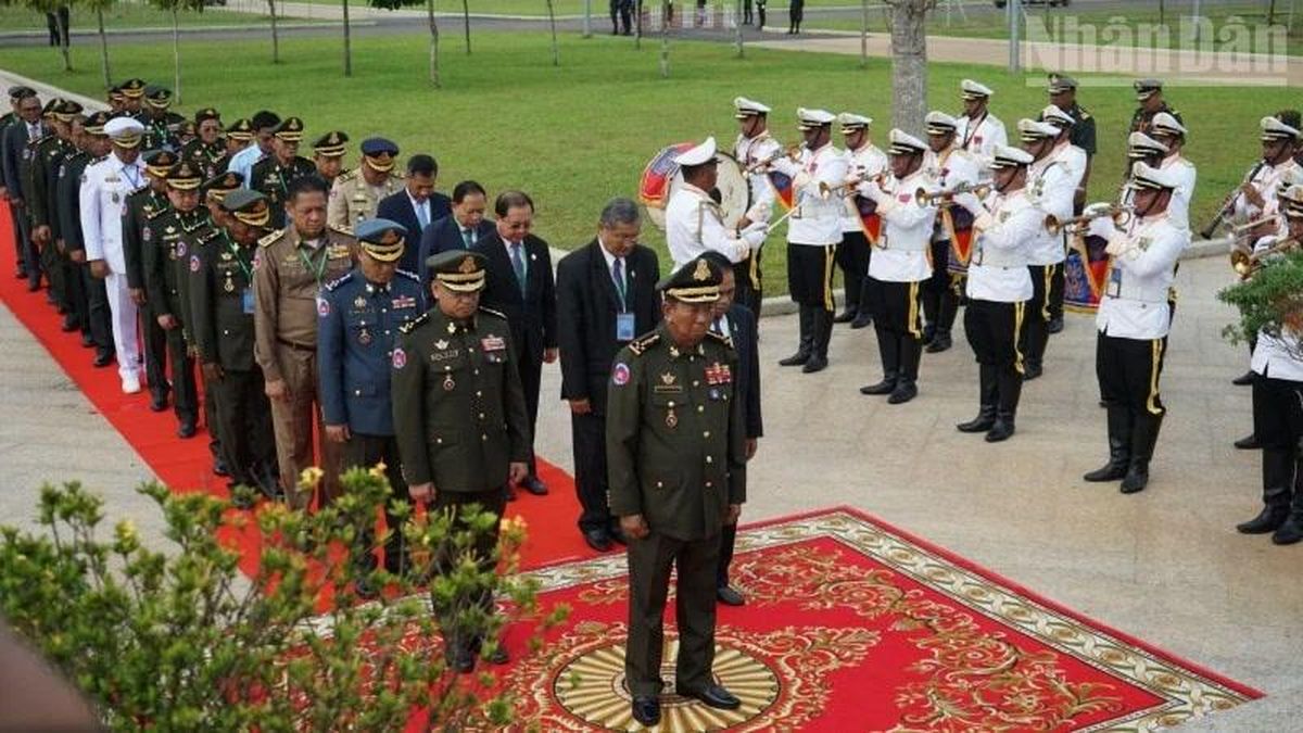 Campuchia kỷ niệm 49 năm con đường tiến tới đánh đổ chế độ diệt chủng ...