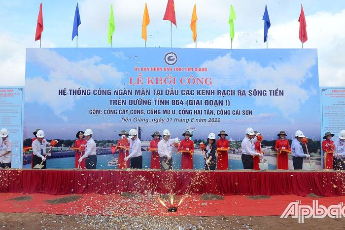 Tiền Giang: Khởi công các cống ngăn mặn Cây Còng, Mù U, Hai Tân, Cái ...