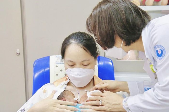 Cứu sống 3 mẹ con sản phụ - Báo Pháp Luật Việt Nam