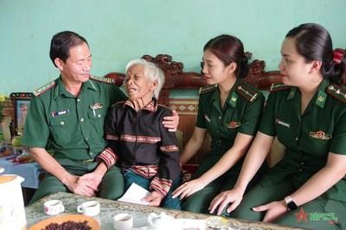 Phụ nữ Bộ đội Biên phòng tỉnh Gia Lai 'giỏi việc nước, đảm việc nhà ...