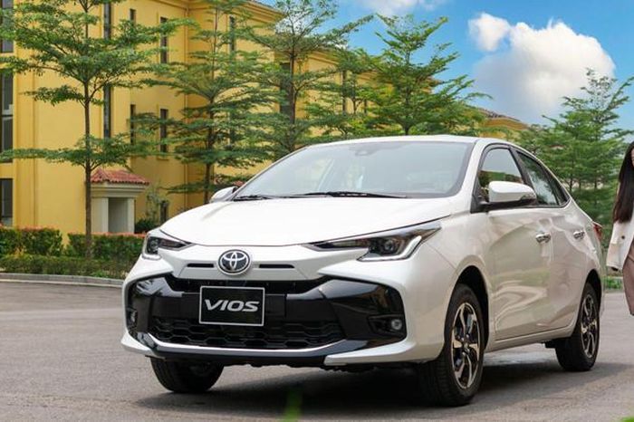 Toyota Vios giảm giá niêm yết đến 47 triệu đồng - Báo VietnamNet
