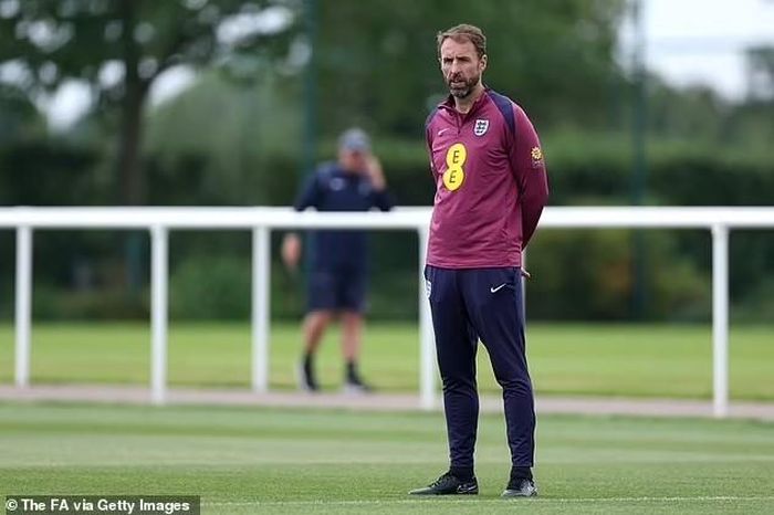 Nội bộ đội tuyển Anh bất ngờ khi HLV Gareth Southgate loại Jack ...