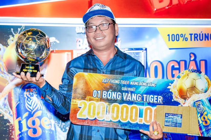 2 người may mắn trúng quả bóng vàng Tiger 200 triệu đồng - Báo VietnamNet