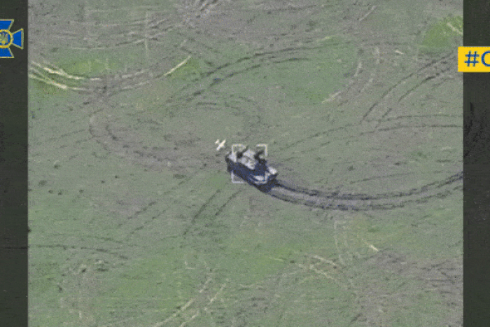 Video UAV Ukraine tập kích hàng loạt hệ thống phòng không của Nga - Báo ...