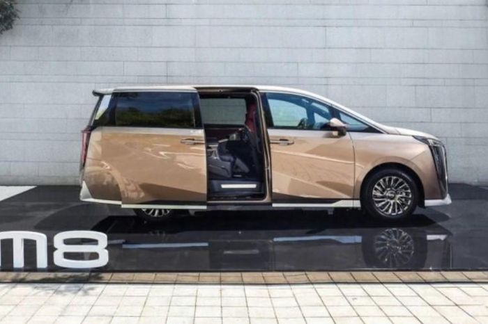 GAC M8 chốt giá từ 1,699 tỷ đồng tại Việt Nam, cạnh tranh Kia Carnival ...