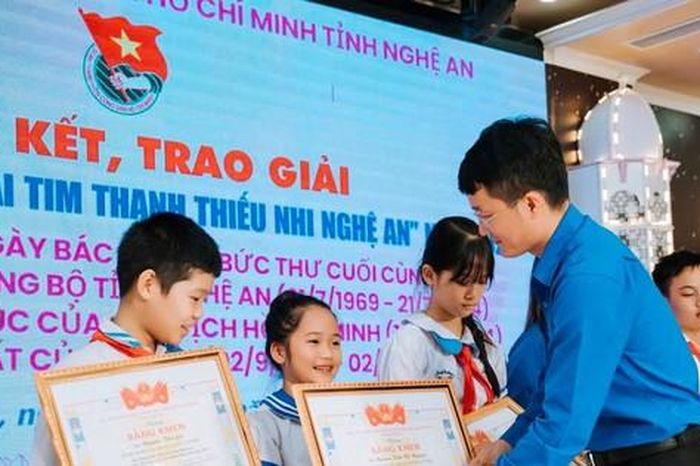 Hơn 1.000 video, tranh vẽ dự thi 'Bác Hồ trong trái tim thanh thiếu nhi ...