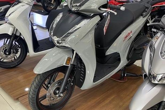 Giá xe SH mới nhất giảm 'sập sàn', rẻ chưa từng thấy, khách Việt bất ...