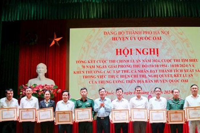 Quốc Oai có 2 tác phẩm chính luận xuất sắc được chọn dự thi cấp trung ...