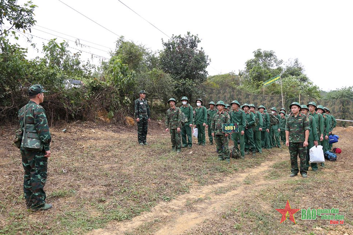 Nâng cao chất lượng 'quân gửi trong dân' qua huấn luyện, diễn tập - Báo ...