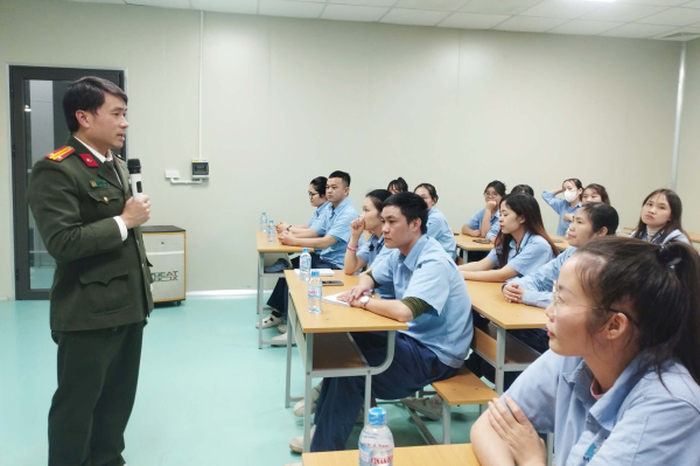 Tuyên truyền, phổ biến pháp luật tại Công ty TNHH SSP Moulding - Báo ...