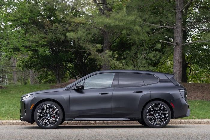 BMW iX 2026: Bước tiến vượt trội của SUV điện hạng sang - Báo VTC News