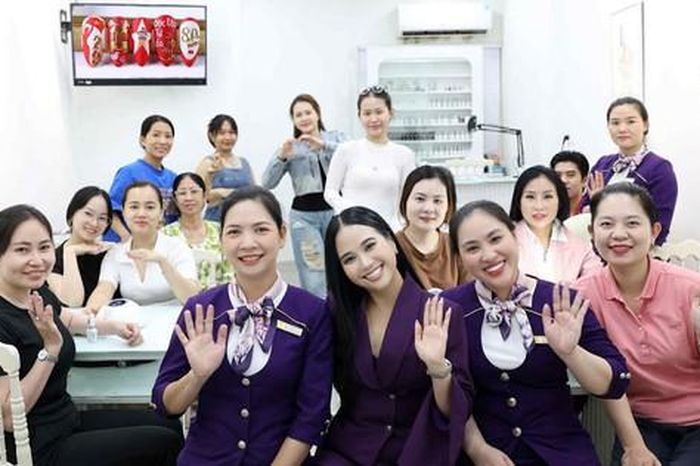 Kelly Pang Nail lan tỏa tinh thần yêu nước qua nghệ thuật nail nhân dịp ...