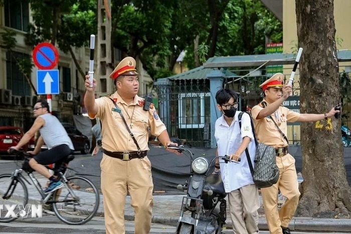 Hà Nội triển khai cao điểm xử lý học sinh, phụ huynh vi phạm giao thông ...