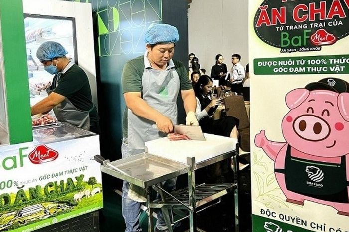Giá heo hơi hôm nay 26/9: Duy trì đà ổn định, cả nước dao động từ 54. ...