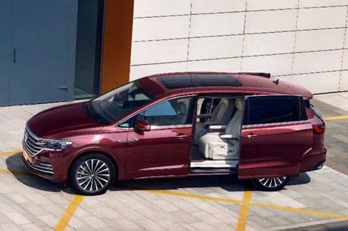 Volkswagen giới thiệu xe MPV hạng sang, giá hơn 740 triệu đồng - Tạp ...