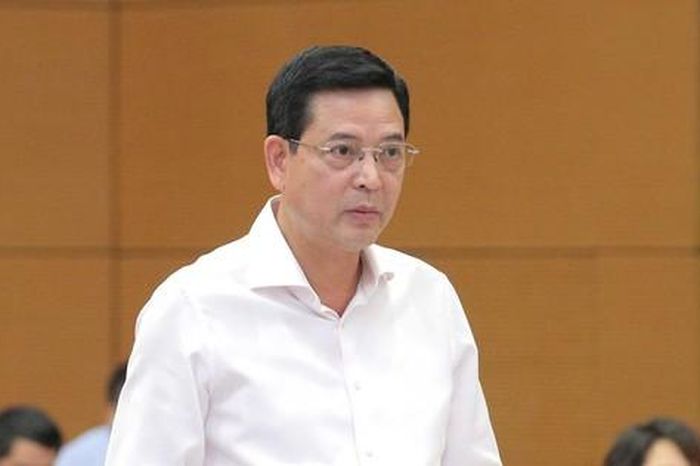 Thứ trưởng Bùi Xuân Dũng làm rõ về đề xuất mở rộng đối tượng miễn giấy ...