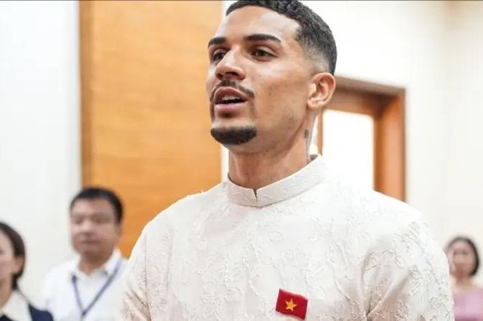 Cầu thủ Hendrio Araujo Da Silva nhập tịch Việt Nam - Đài Phát thanh và ...