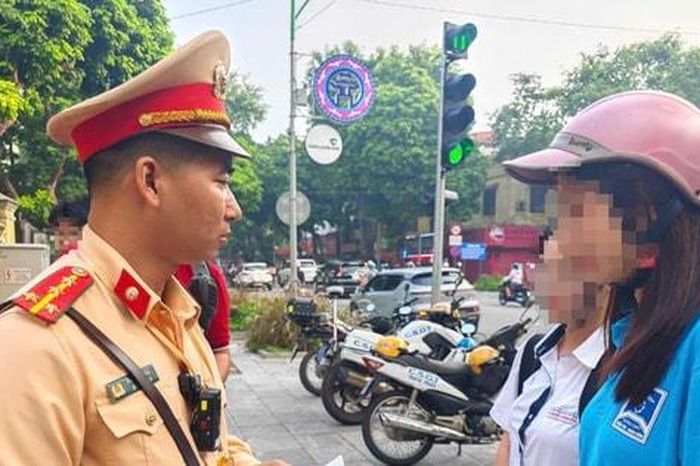 Hà Nội: Kiểm tra đột xuất, phát hiện gần 200 học sinh, phụ huynh vi ...