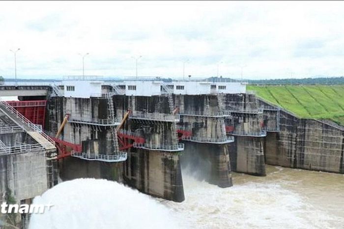 Các hồ thủy điện trên sông Sêrêpôk xả tràn, tăng dung tích phòng lũ ...