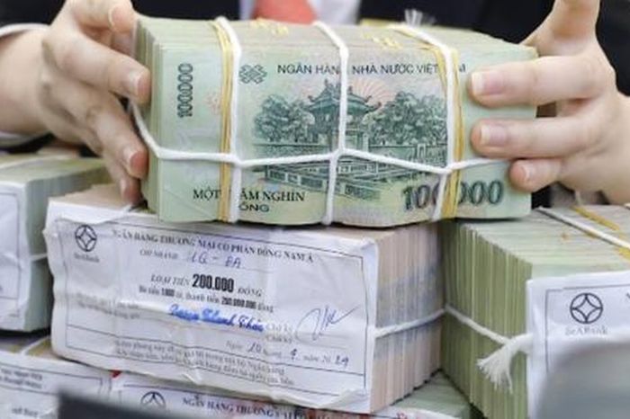 Động thái lạ của các 'ông lớn' ngân hàng giữa làn sóng tăng lãi suất ...