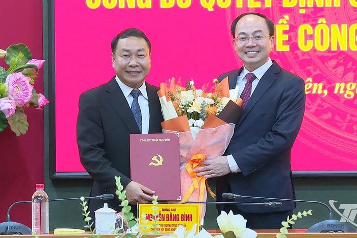 Đồng chí Đỗ Văn Nguyên giữ chức Phó Chánh Văn phòng Tỉnh ủy Thái Nguyên ...