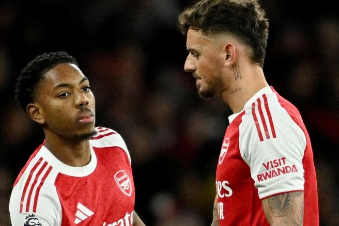 Cú sốc với Arsenal - Tạp chí Tri thức