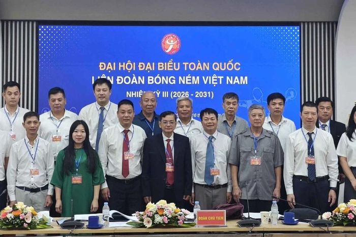 Ông Hứa Xuân Sinh được bầu làm Chủ tịch Liên đoàn Bóng ném Việt Nam ...