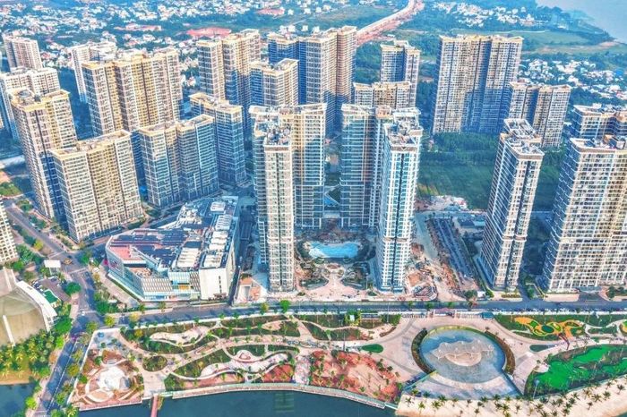 Thanh khoản thị trường ì ạch, vì sao nhiều chủ đầu tư vẫn đua 'bung ...