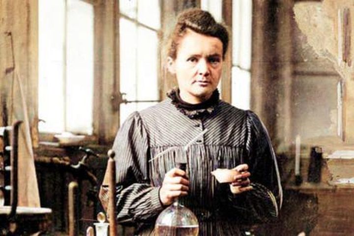 Marie Curie: Người phụ nữ duy nhất giành 2 giải Nobel và thành tích ...