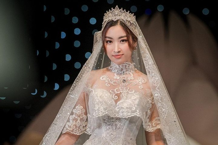 Ông Chun công khai tặng 'quà cưới siêu khủng' cho Hoa hậu Đỗ Mỹ Linh và ...