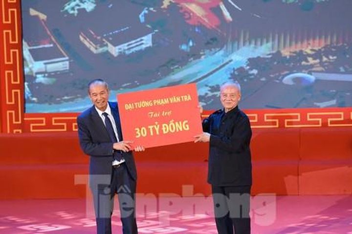 Quỹ Phạm Văn Trà trao hơn 3 tỷ đồng tặng các tài năng tiêu biểu - Báo ...
