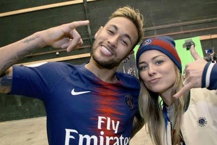 Tình bạn đặc biệt của Neymar và nữ phóng viên - Tạp chí Tri Thức Trực Tuyến