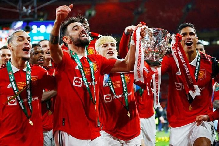 Highlights MU vs Newcastle: Đánh bại Newcastle, MU vô địch Carabao Cup ...