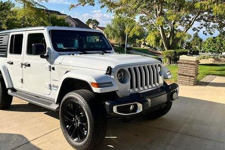 Jeep Wrangler bị triệu hồi do lỗi rò rỉ nhiên liệu nguy cơ gây cháy ...